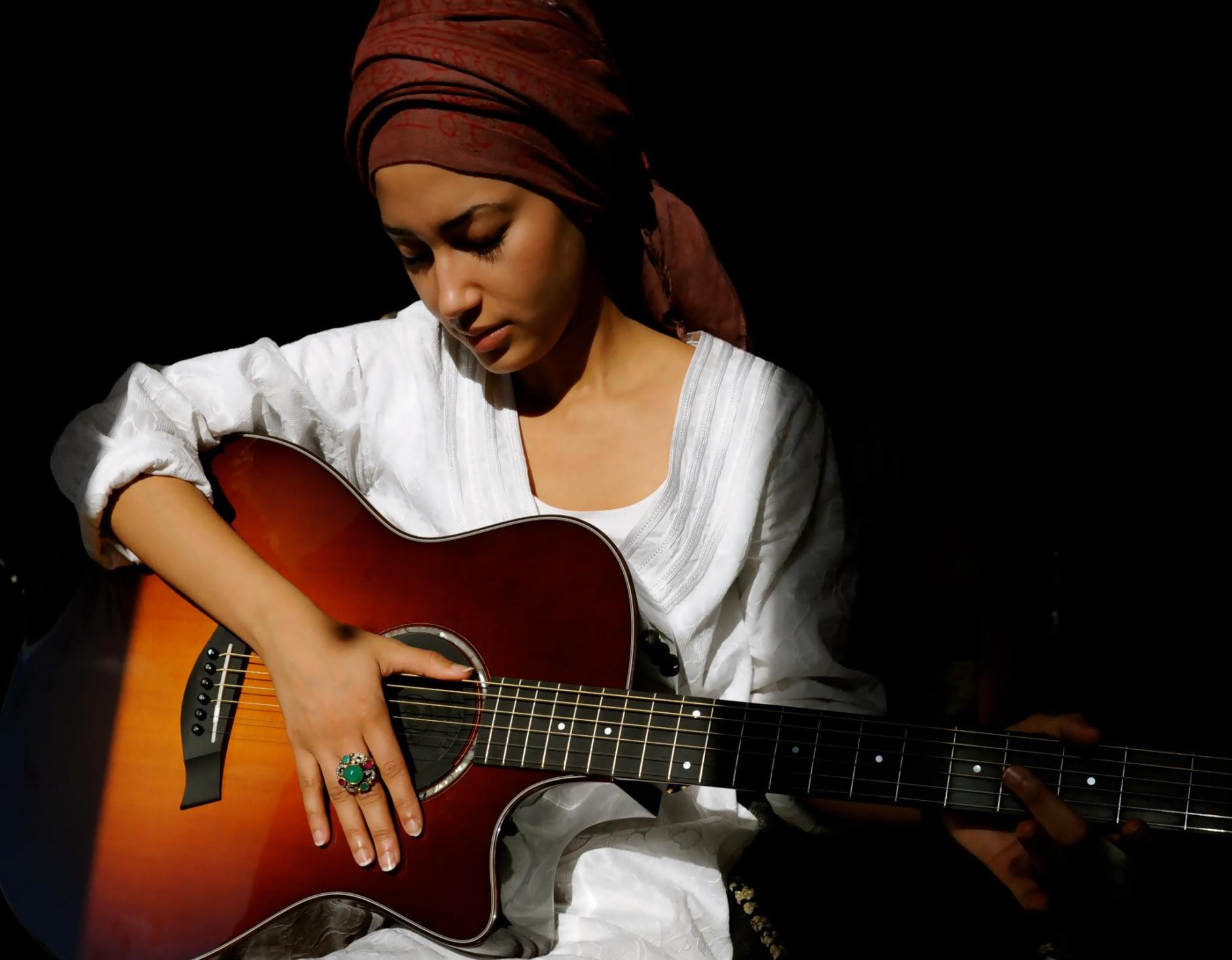 Andy Allo: When a Little Girl from Bamenda Becomes a Music Star ...