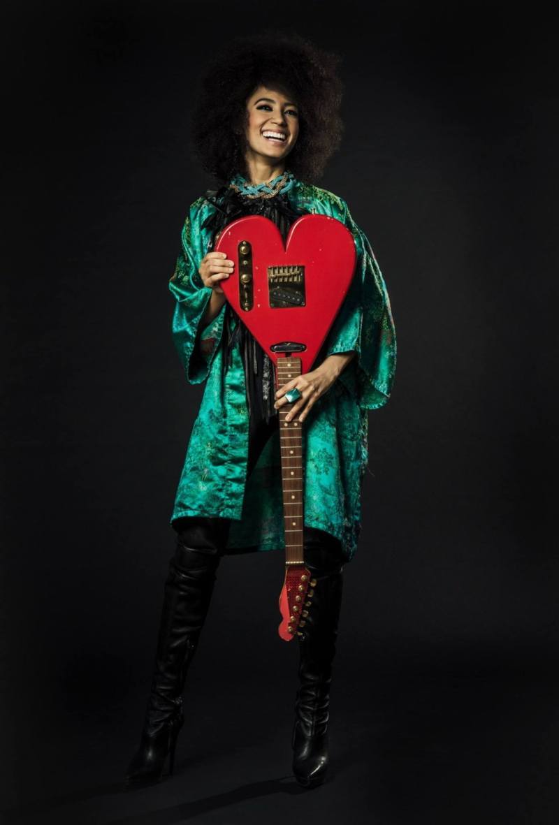 Andy Allo: When a Little Girl from Bamenda Becomes a Music Star ...